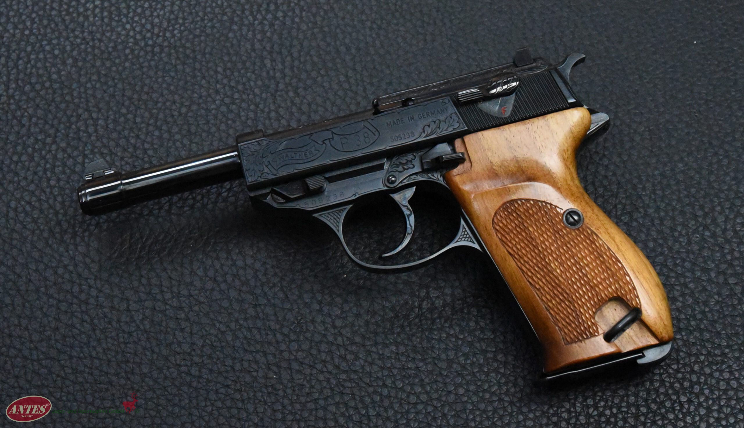 Walther Pistole Mod. P38, Jubiläumsmodell 100 Jahre (1886-1986), Kal. 9 mm Luger - eGun