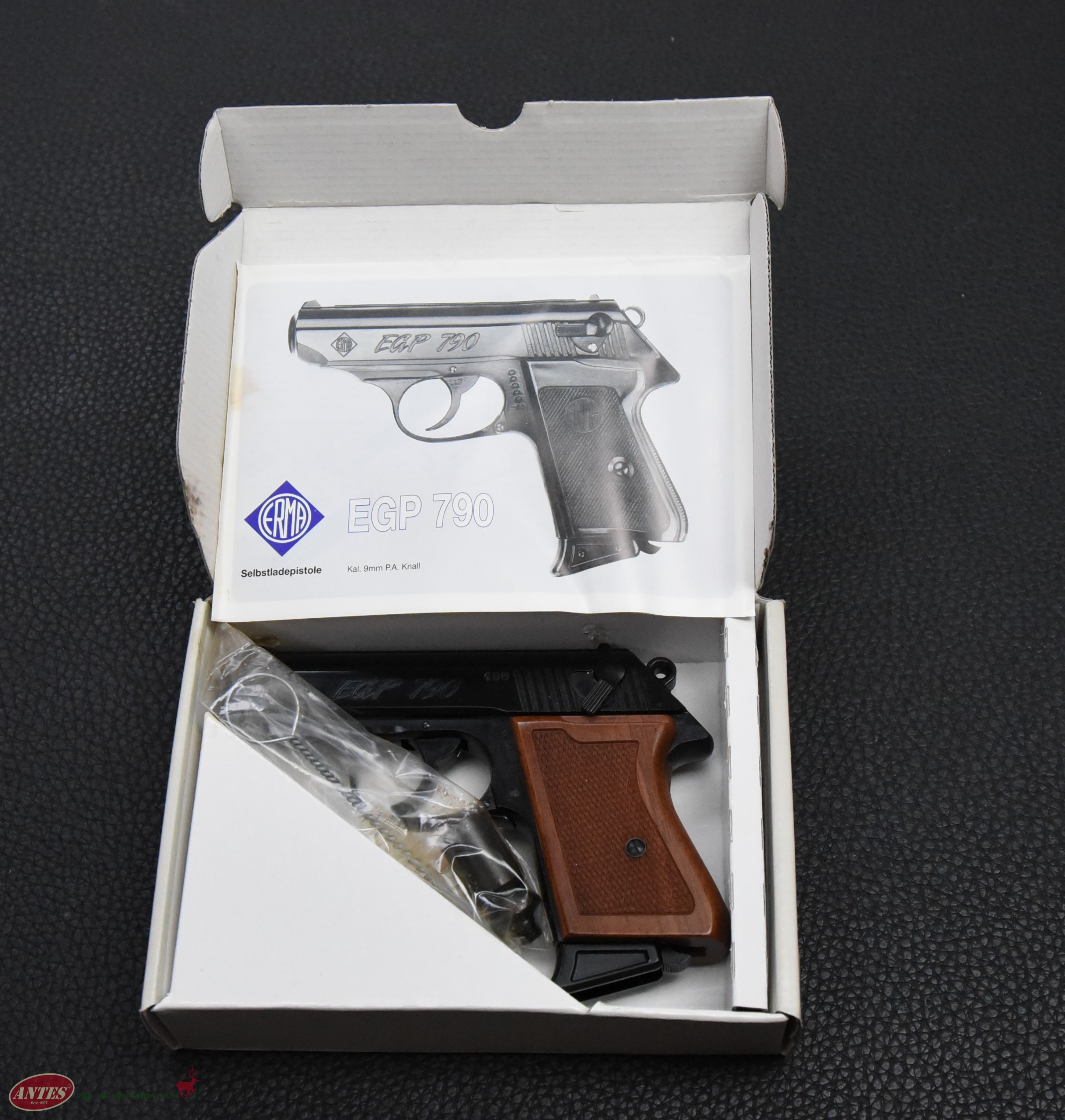 Schreckschuss-Pistole Erma Mod. EGP 790 (PTB 645), Kal. 9 mm P.A.K ...